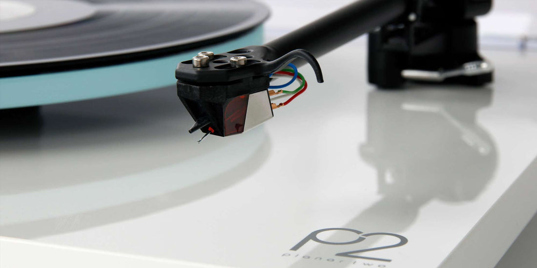Rega Planar 2 Turntable - RB220 Tonearm & 24V Motor | NZ – Soundline ...
